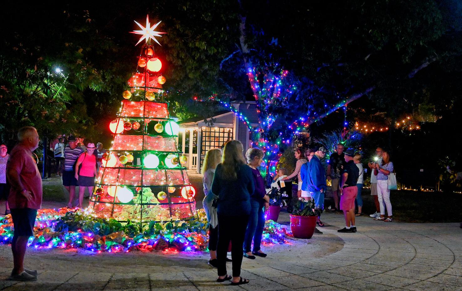Edison and Ford Winter Estates celebrates 50th annual 'Holiday Nights ...