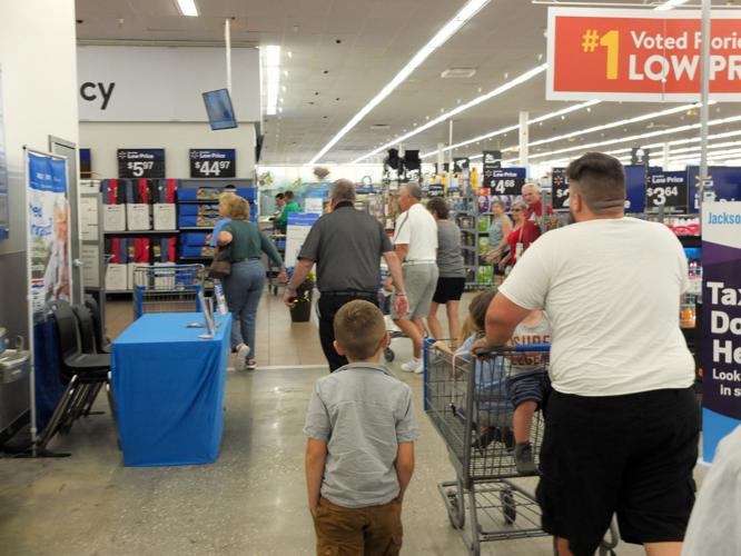 Reported bomb threat at Sebring Walmart | News | yoursun.com