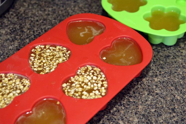 Mother makes soap from breast milk as ‘liquid gold’ for healing | Newsarchives | yoursun.com