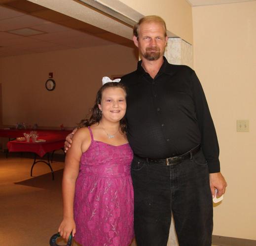 Daddies and daughters share a special evening | News Archives | yoursun.com