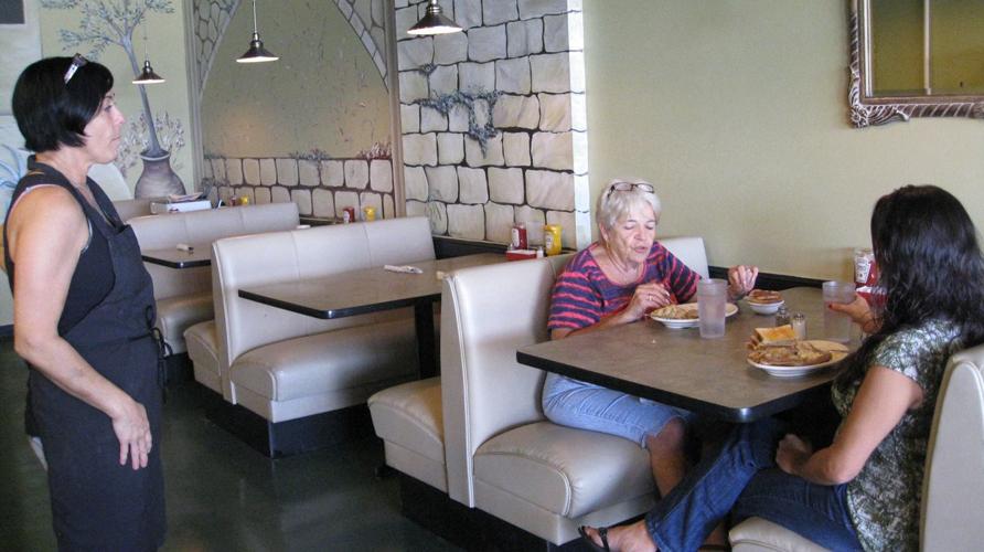 Everything is possible at Greek Corner Café | News Archives | yoursun.com