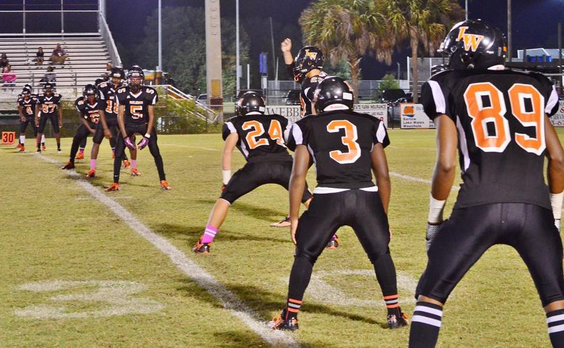 JV Yellow Jackets outdistance Highlanders, 28-12 | Newsarchives ...