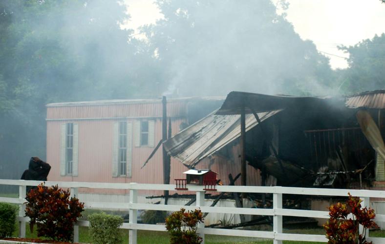 Kitchen fire spreads through trailer | Newsarchives | yoursun.com