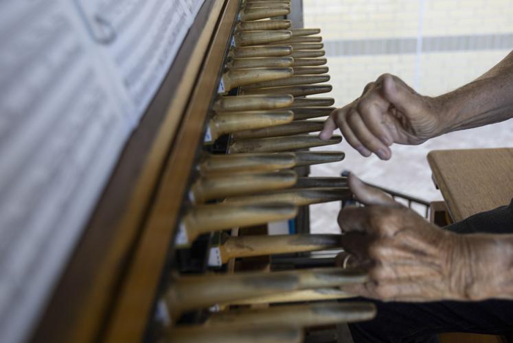 Venice musician promotes art and science of playing carillons | The ...