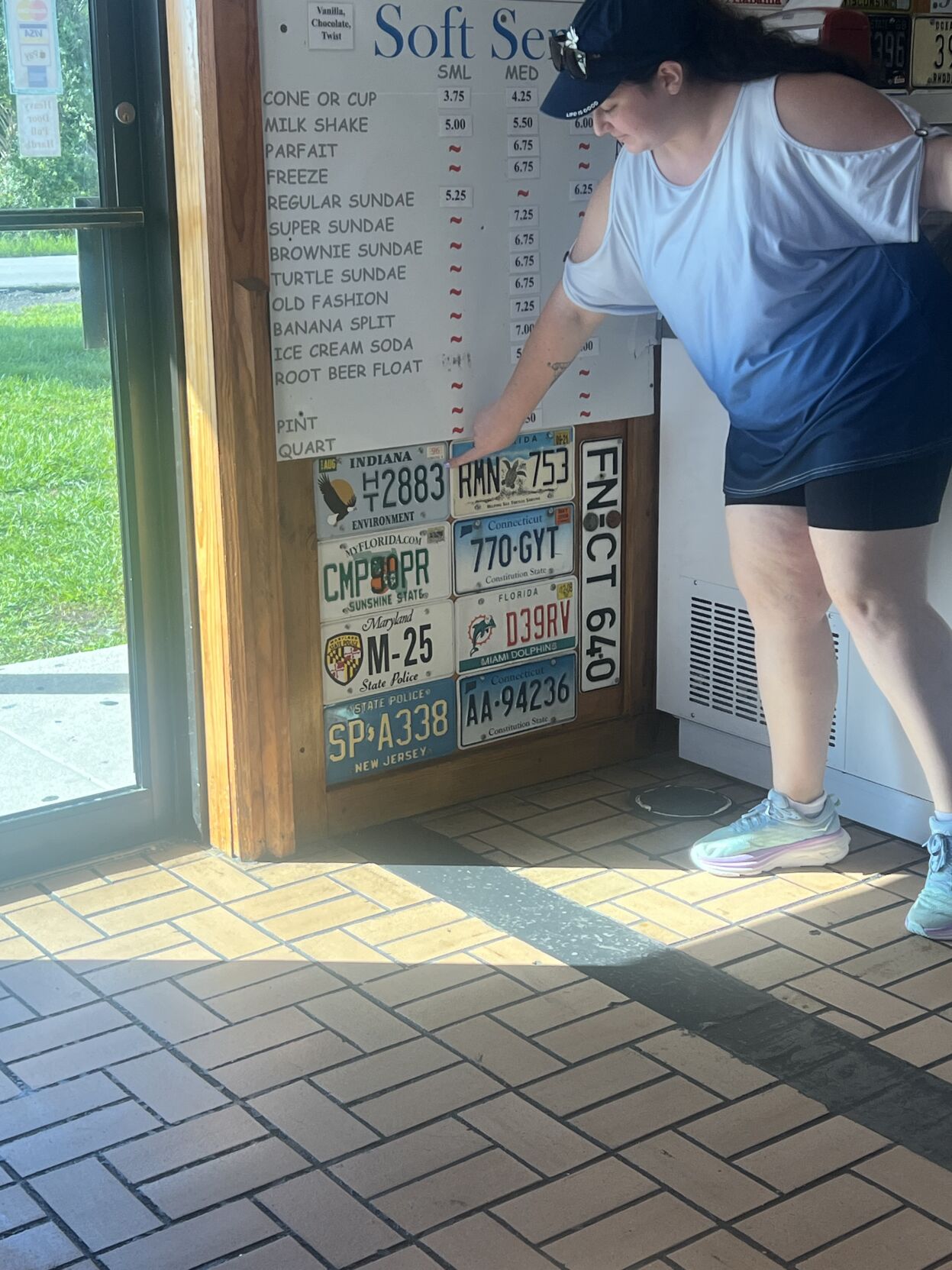 The great line of Sweet Scoops | Port Charlotte News | yoursun.com