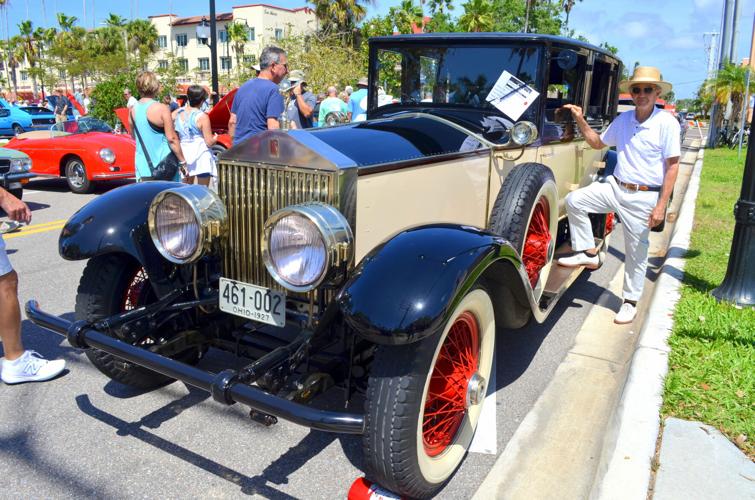 Downtown packed for automobile history | News | yoursun.com