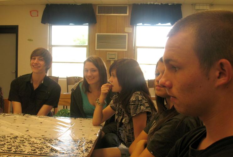 Gause students get Ross interested in chocolate slavery | Newsarchives ...