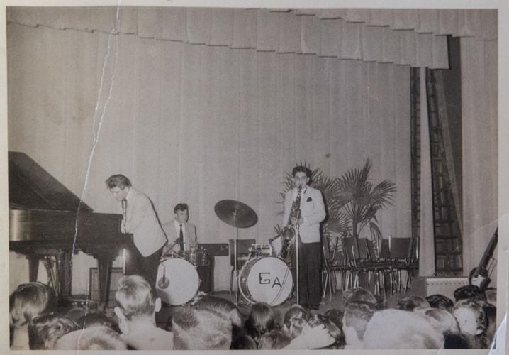 Warchak chose family over fame | Newsarchives | yoursun.com