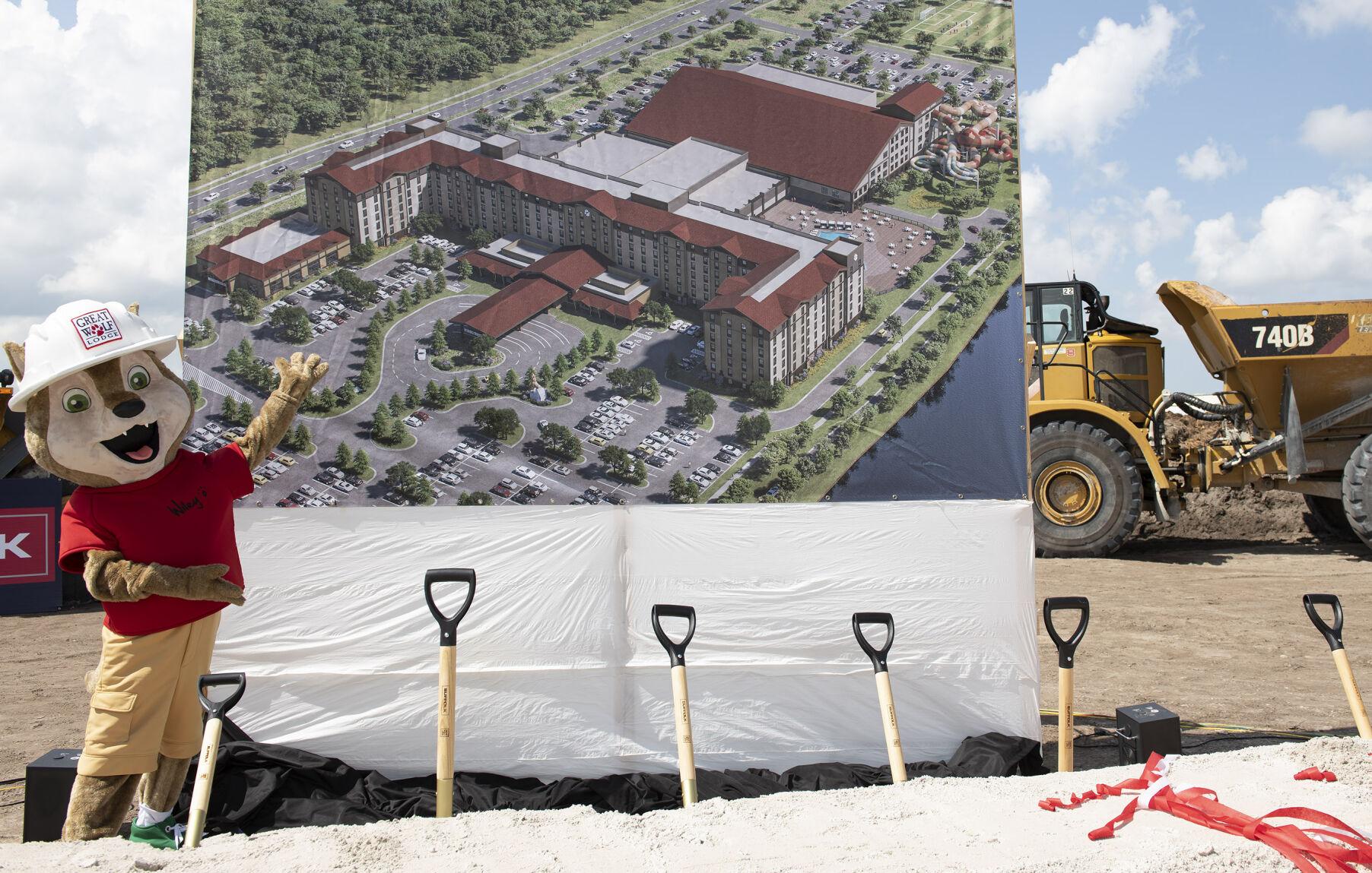 Great Wolf Lodge set to splash into Southwest Florida | Let's Go ...