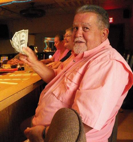 Bingo reinvented through paint sticks | News Archives | yoursun.com