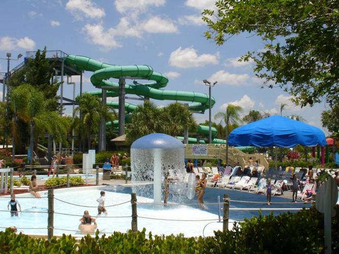 Escape summer heat at Sun Splash Family Waterpark | Go! | yoursun.com