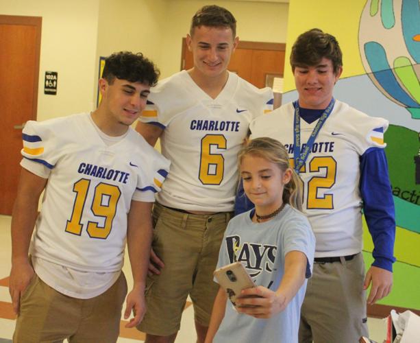 'Jersey Day' at Peace River Elementary | Features | yoursun.com