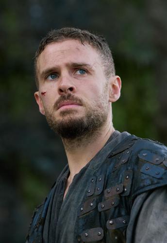 Iain De Caestecker talks about his new kingly role, but don't ask him ...