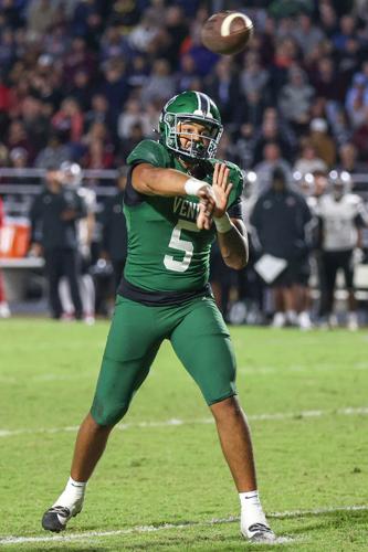 PREP FOOTBALL: Venice runs over Rams for region crown | Sun Preps ...