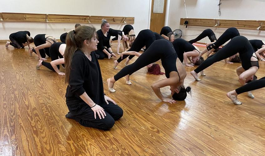 Broadway choreographer visits Venice dance studio | Arts Entertainment | yoursun.com