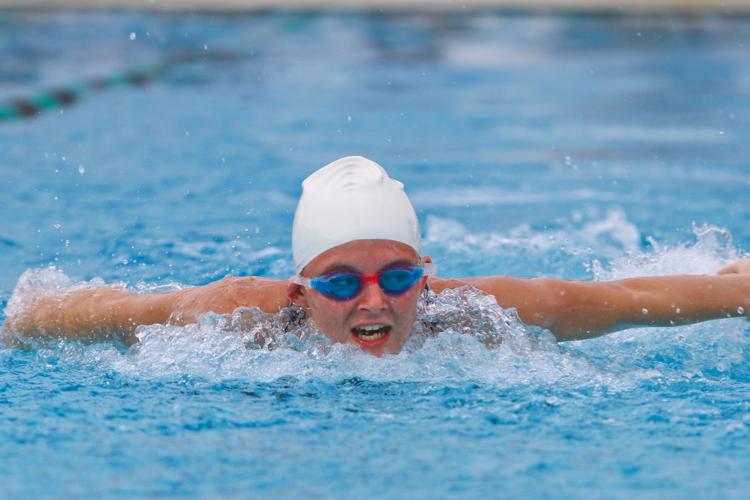 Young VHS swim teams look to improve | News Archives | yoursun.com
