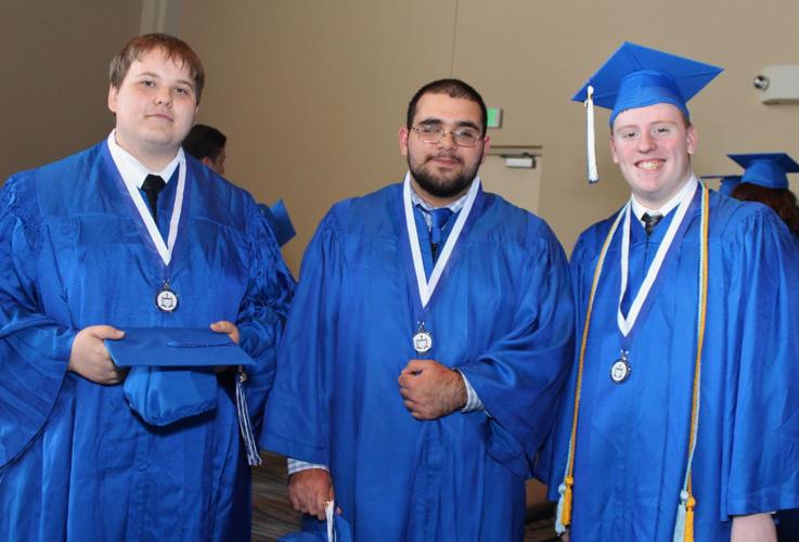 Edison Collegiate commencement | News Archives | yoursun.com