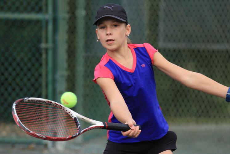 Pros and youth put on a tennis show | News Archives | yoursun.com