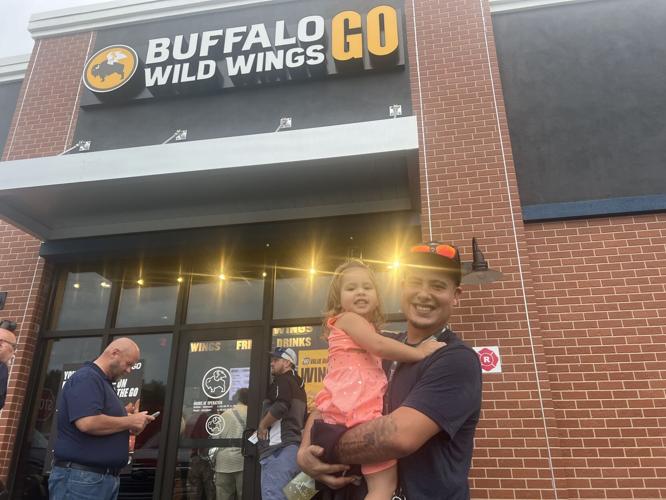 Buffalo Wild Wings GO Port Charlotte now open: 50 given free wings for a year | Port Charlotte ...
