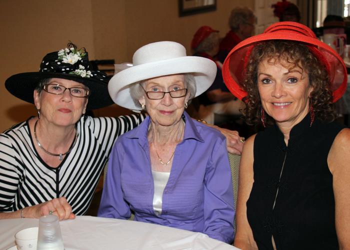 All about hats at this fashion show | News Archives | yoursun.com