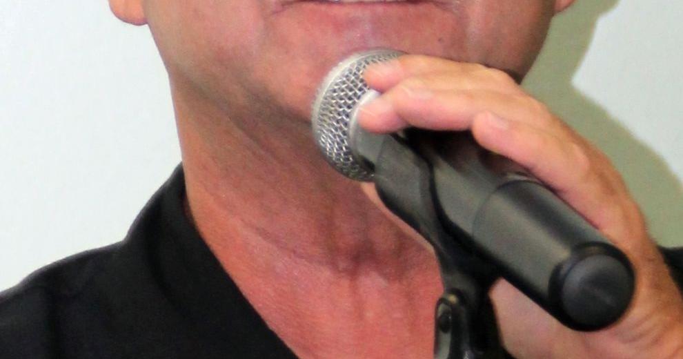 Larry Musgrave knows how to pack in crowds in Highlands | Newsarchives ...