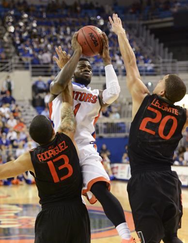 Rodriguez helps Miami trip Florida | News Archives | yoursun.com