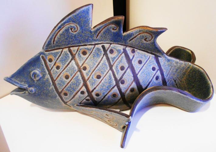 Venice Art Center exhibits fins and feathers pottery | News Archives ...