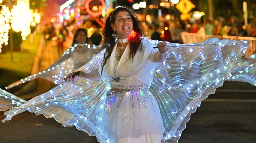 Photos from 2025 Venice Holiday Parade | News | yoursun.com