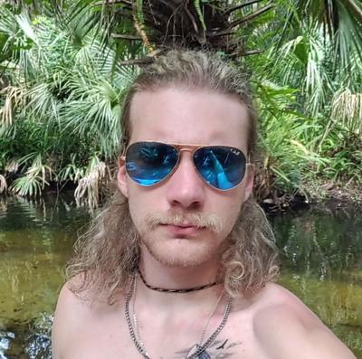 'EXTREME MENTAL ILLNESS:' Family of man who allegedly killed cop mourns ...