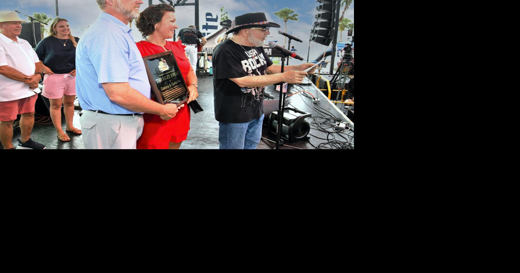 Carla and Danny Nix receive 2022 Riley Award | News | yoursun.com