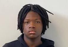 Cops: Teen arrested after three shot in car | News | yoursun.com