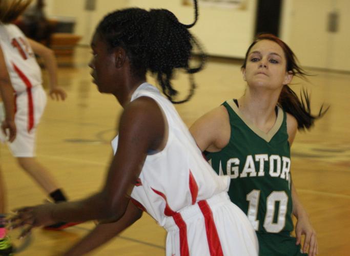 Girls JV hoops continues to improve | News Archives | yoursun.com