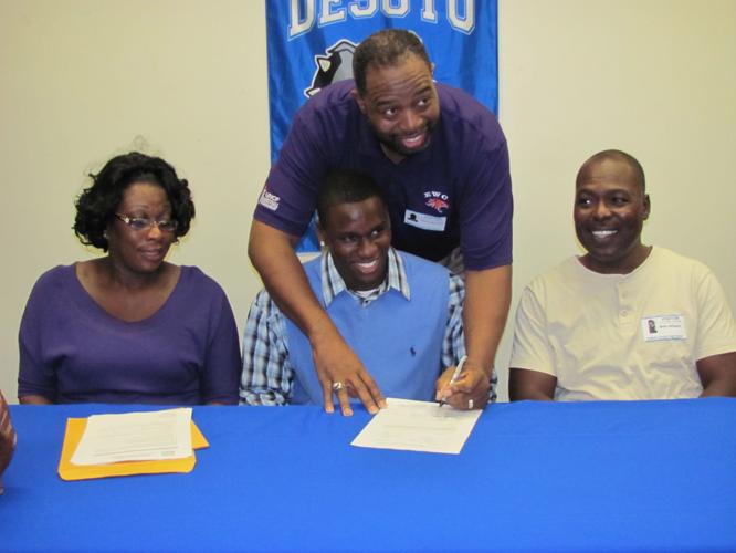 Richardson chooses Edward Waters College | News Archives | yoursun.com