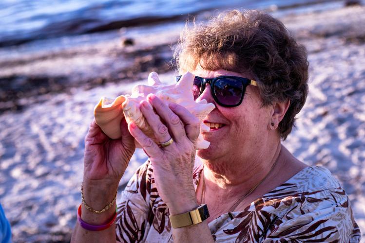 Conch blowers say good-bye to 2018 | Daily Break | yoursun.com