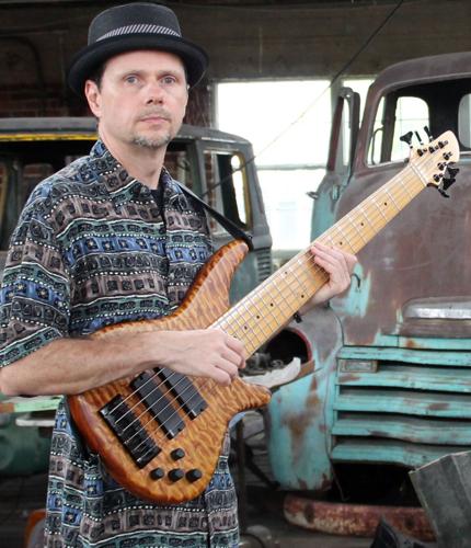 Pat McDaniel is all about that bass | Newsarchives | yoursun.com