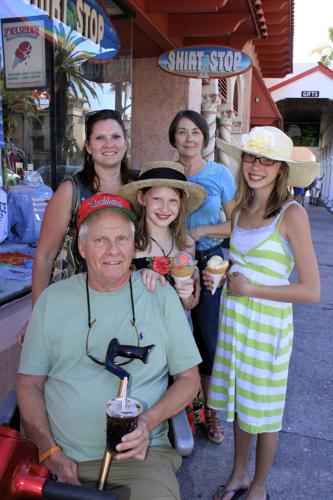 Around Town Photos | Go! | yoursun.com