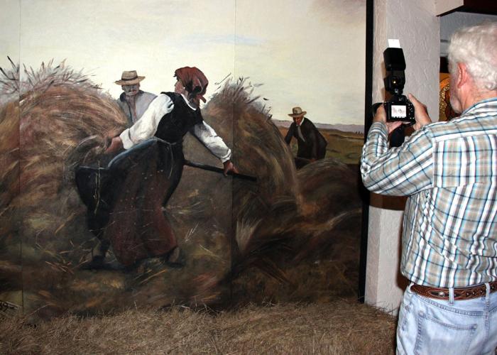 Harvest of Art at the Visual Art Center | News Archives | yoursun.com