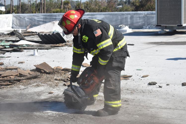 WITH VIDEO: Englewood Fire practices techniques | News | yoursun.com