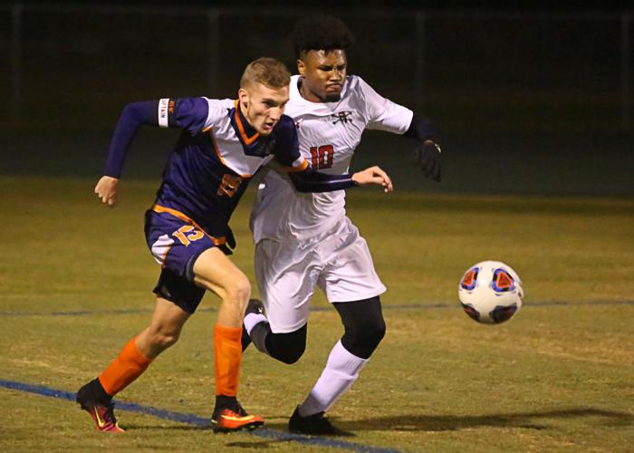 Crumpton gets his chance to shine | Area Preps | yoursun.com