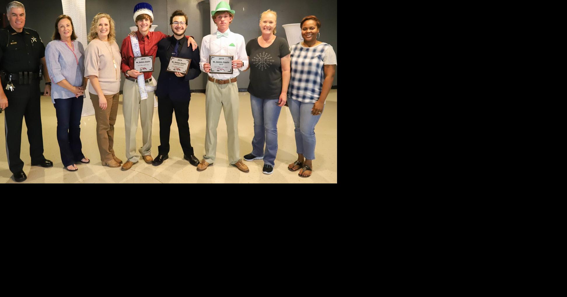 Graduation volunteer meeting set for April 25 | Education | yoursun.com