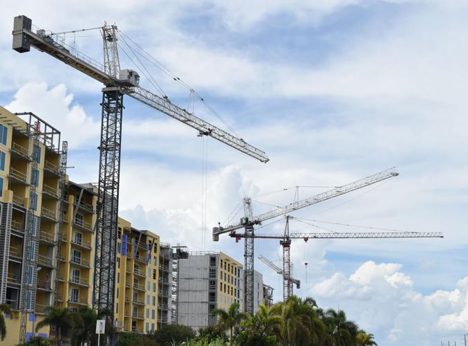 Sunseeker reps not worried about giant cranes in storm | Latest Weather ...