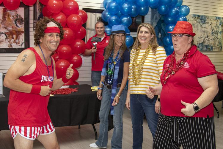 Leadership Charlotte Alumni raise money with "Battle of the Colors ...