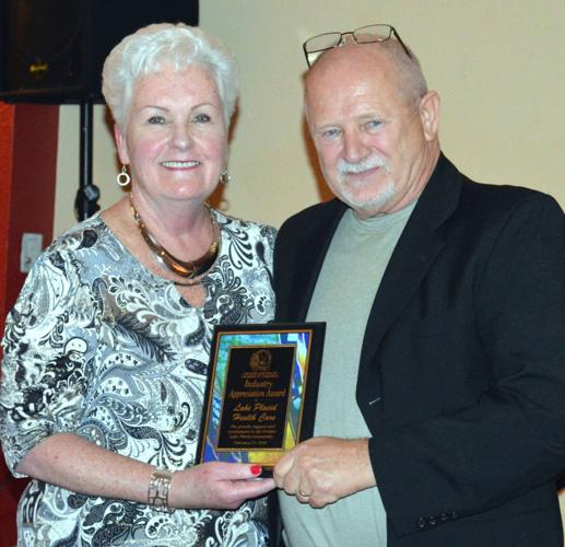 Chamber of Commerce awards highlight banquet | Newsarchives | yoursun.com