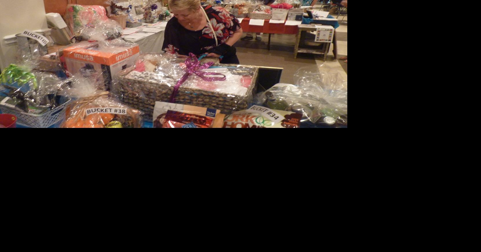 'Coldwell Cares' event aims to help others | News | yoursun.com