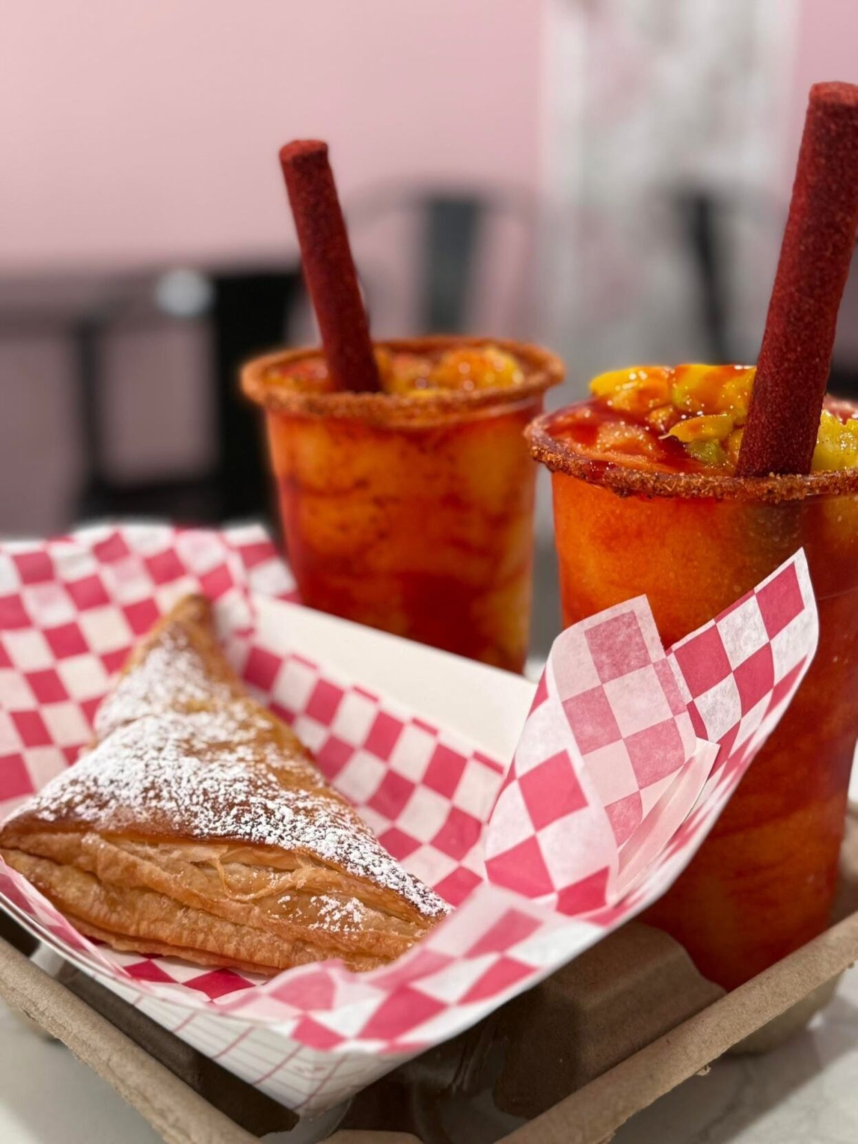 QUE DULCE 941: Que Dulce brings the sweet | News | yoursun.com