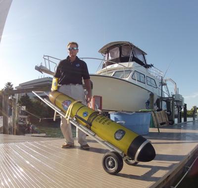 Mote robot monitors red tide | News Archives | yoursun.com