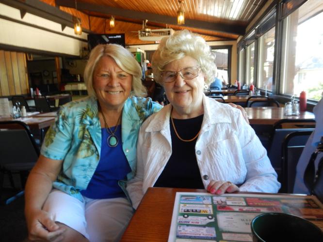 2 Peas in a Pod | Let's Go! | yoursun.com