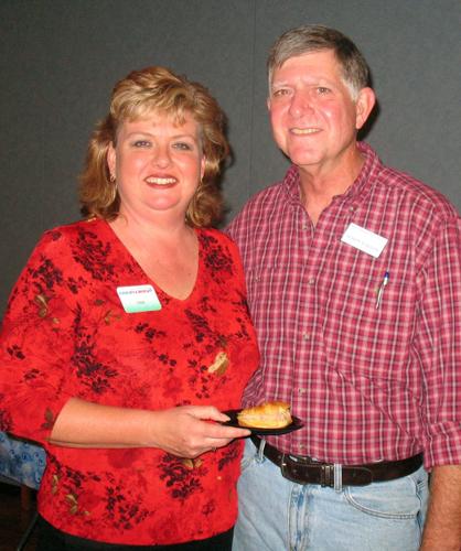 Chamber of Commerce hosts Christmas Mixer | Newsarchives | yoursun.com