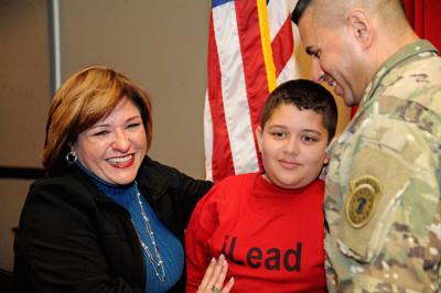 Military dad surprises son at school | | yoursun.com