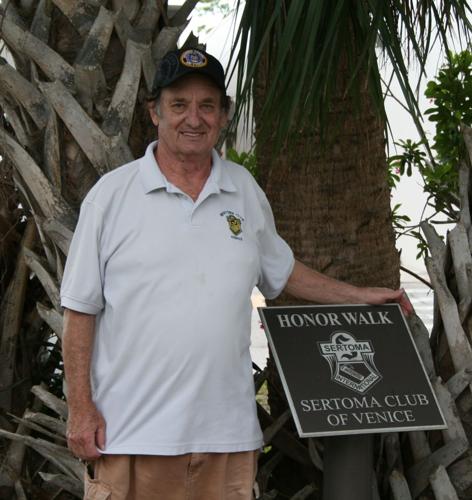 Redman receives service award for volunteerism | News | yoursun.com